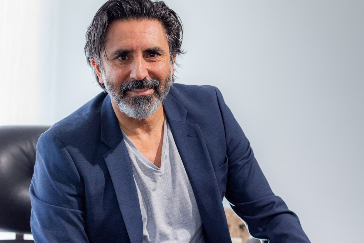 CREATIVE chameleon - peninsula essence