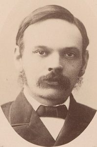 Heronswood's enchanted garden - peninsula essence